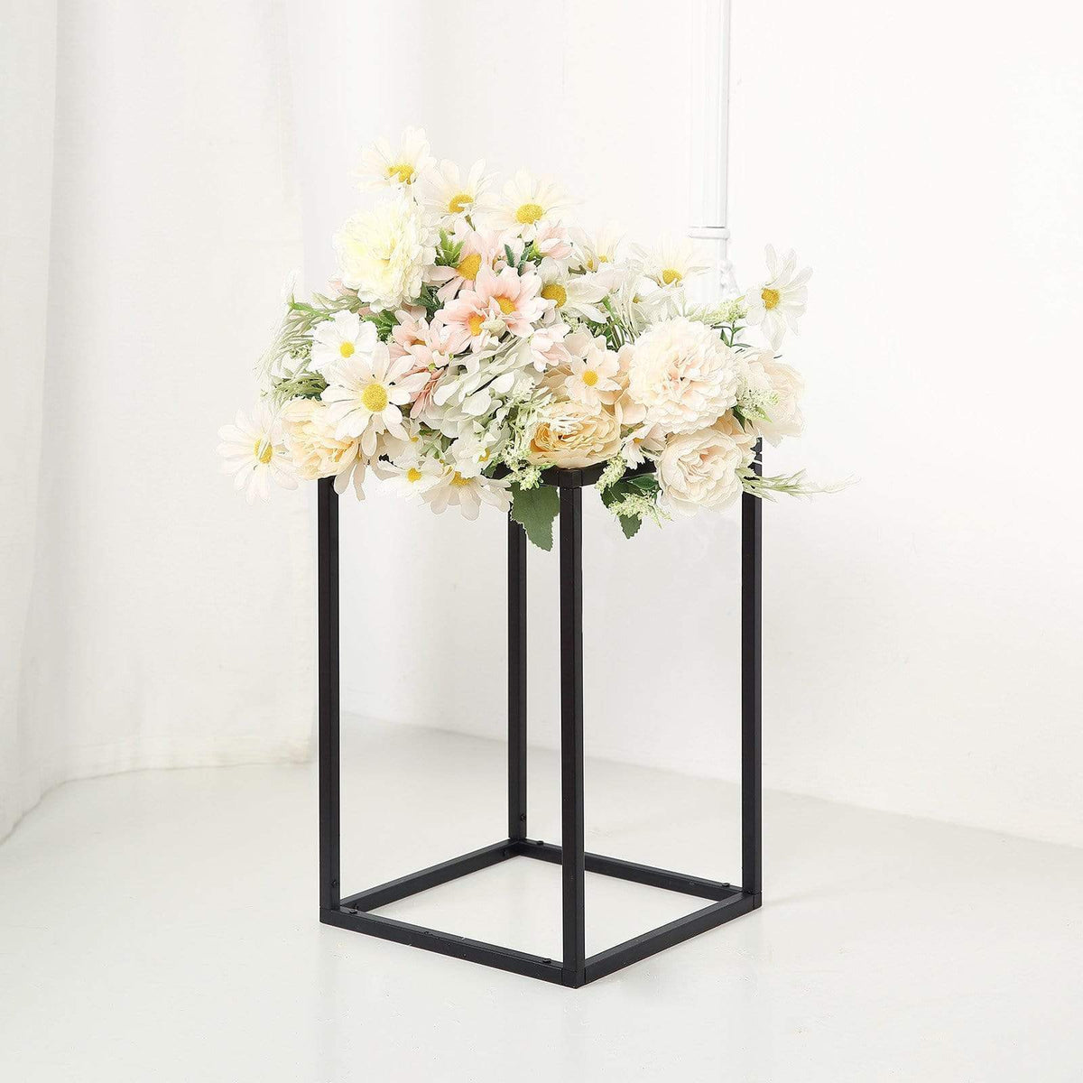 2 pcs 12 in tall Matte Metal Geometric Stands Flower Vase Holders ...